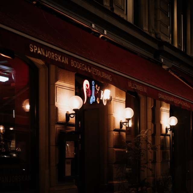 Guide till bästa restaurangerna på Nybrogatan i Stockholm - BokaBord.se