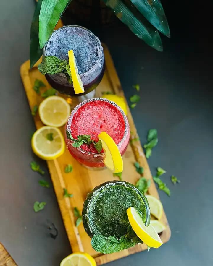 Mindanos Restaurant Menu, Prices, Deals, Phone, Review, Contact