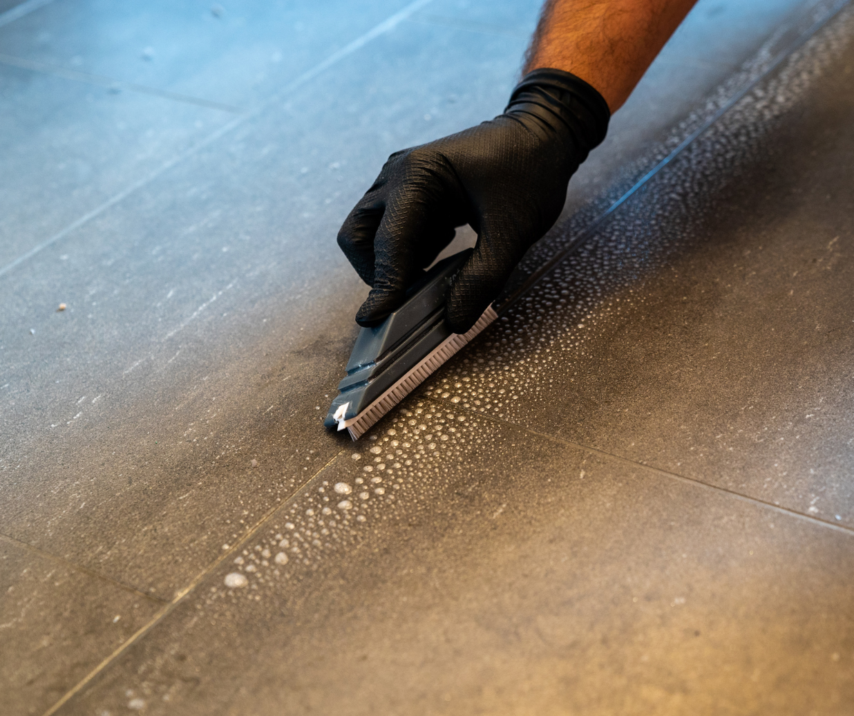 How to Deep Clean Floors and Make Them Shine