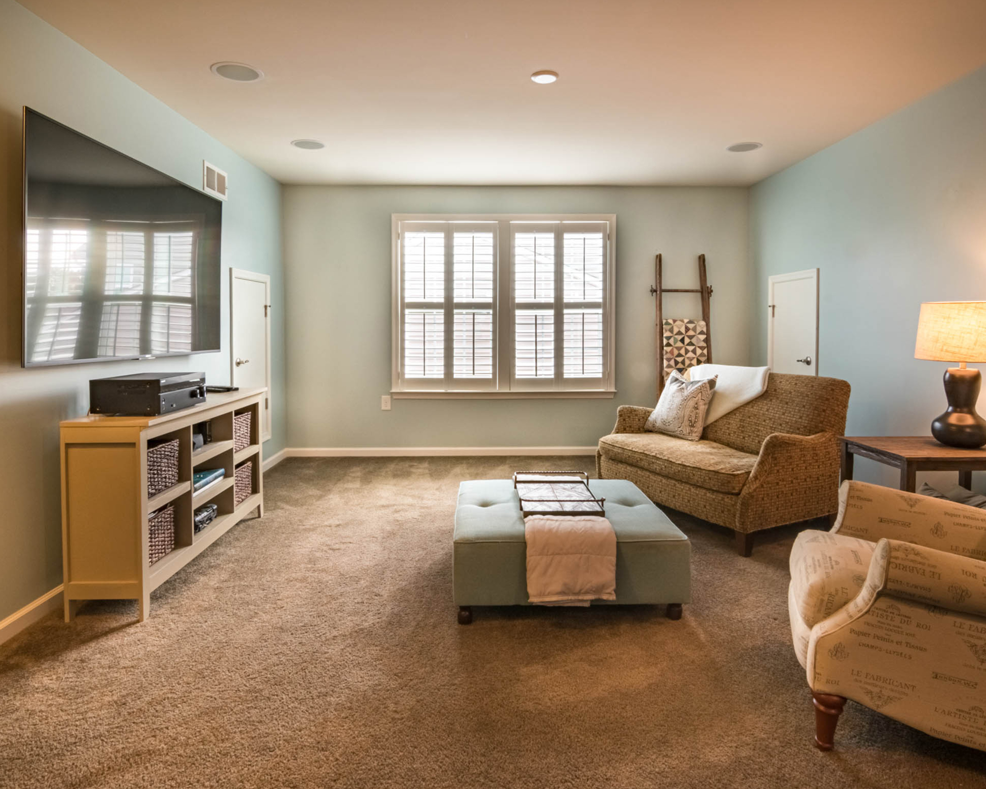 Carpet Shedding vs. Sprouting: Understanding Your New Carpet