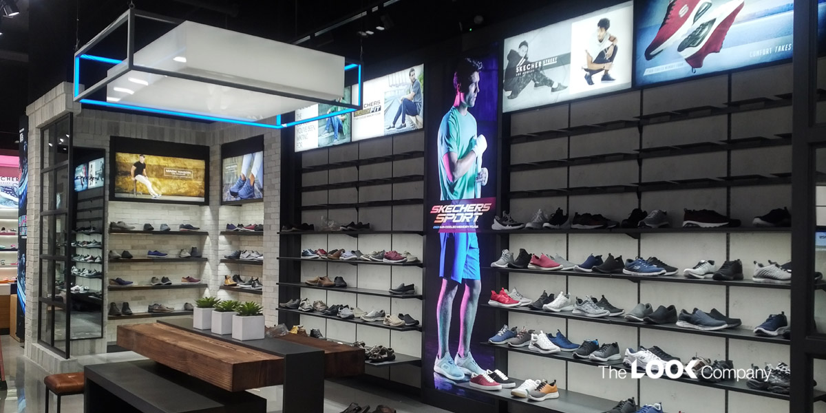 Fashion Visual Merchandising: Creating Compelling Displays