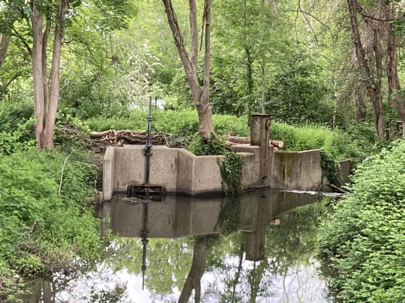 Crane Park (Meadway to Hospital Bridge), Richmond upon Thames ...