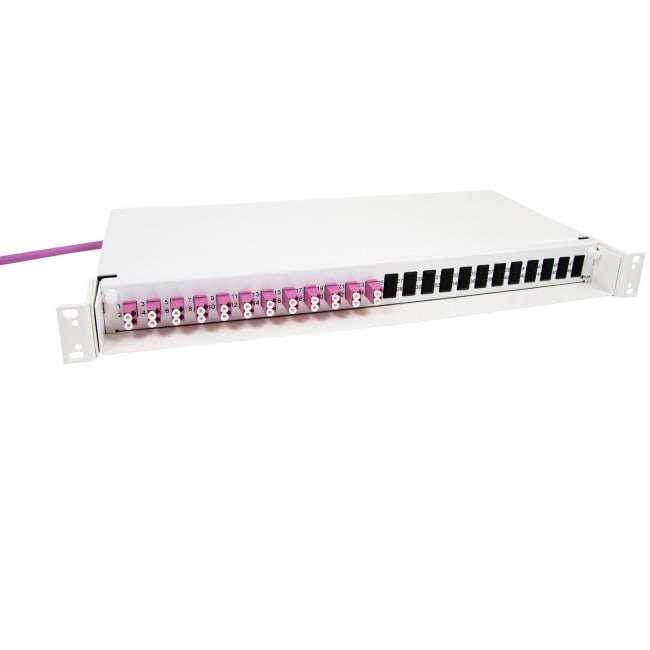 Panel FP65 PRO, 24 LC, 50/OM4, AXAI Foss Fiber Optics AS