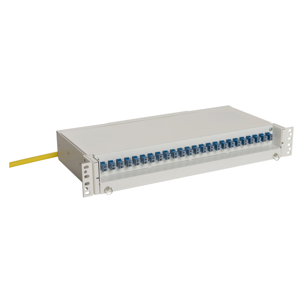 Panel FP75 PRO, 48 SC/PC, 9/OS2, QXXI, 50 m Foss AS