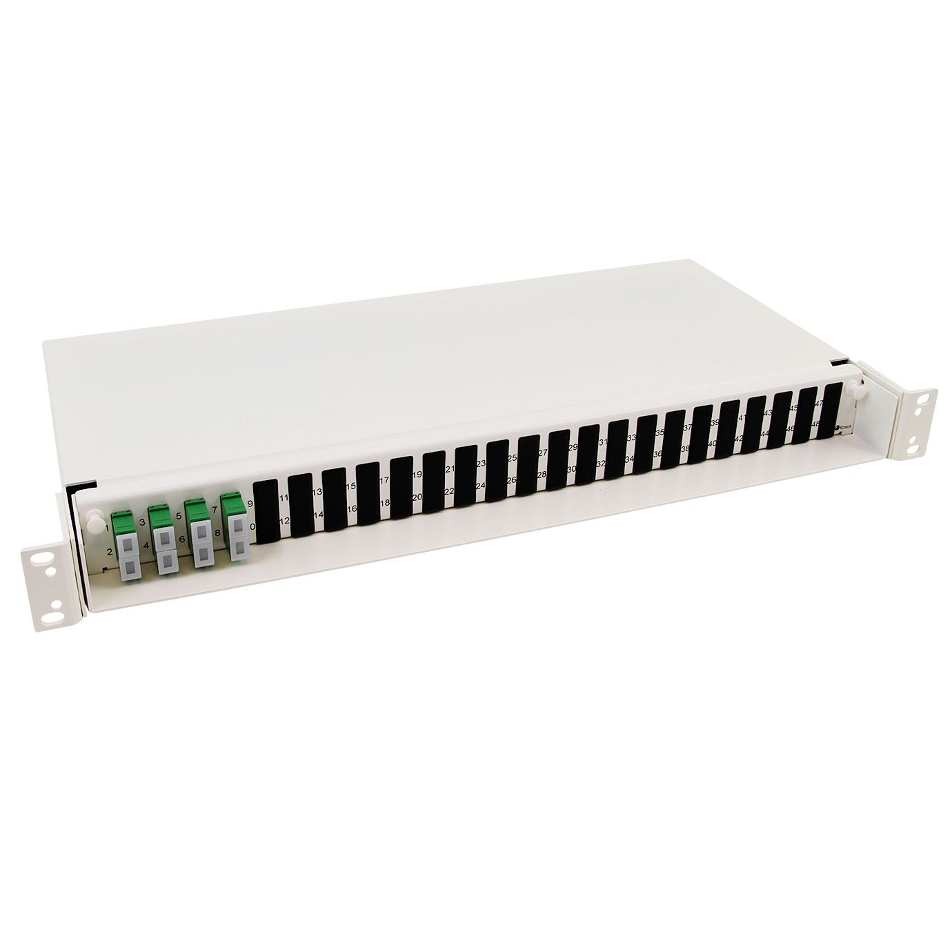 Panel FP65 PRO, 8 SC/APC, adapter, SM Foss AS