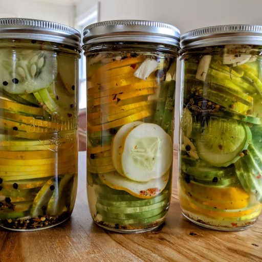 Concombres du jardin marinés / Pickles Maison | Cooktree