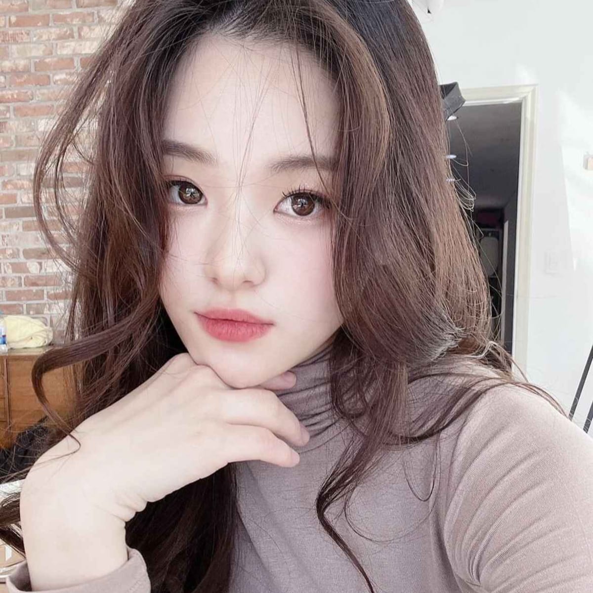 프립(FRIP): (헤어/메이크업) 기분전환 헤어&메이크업 (예약 가능)