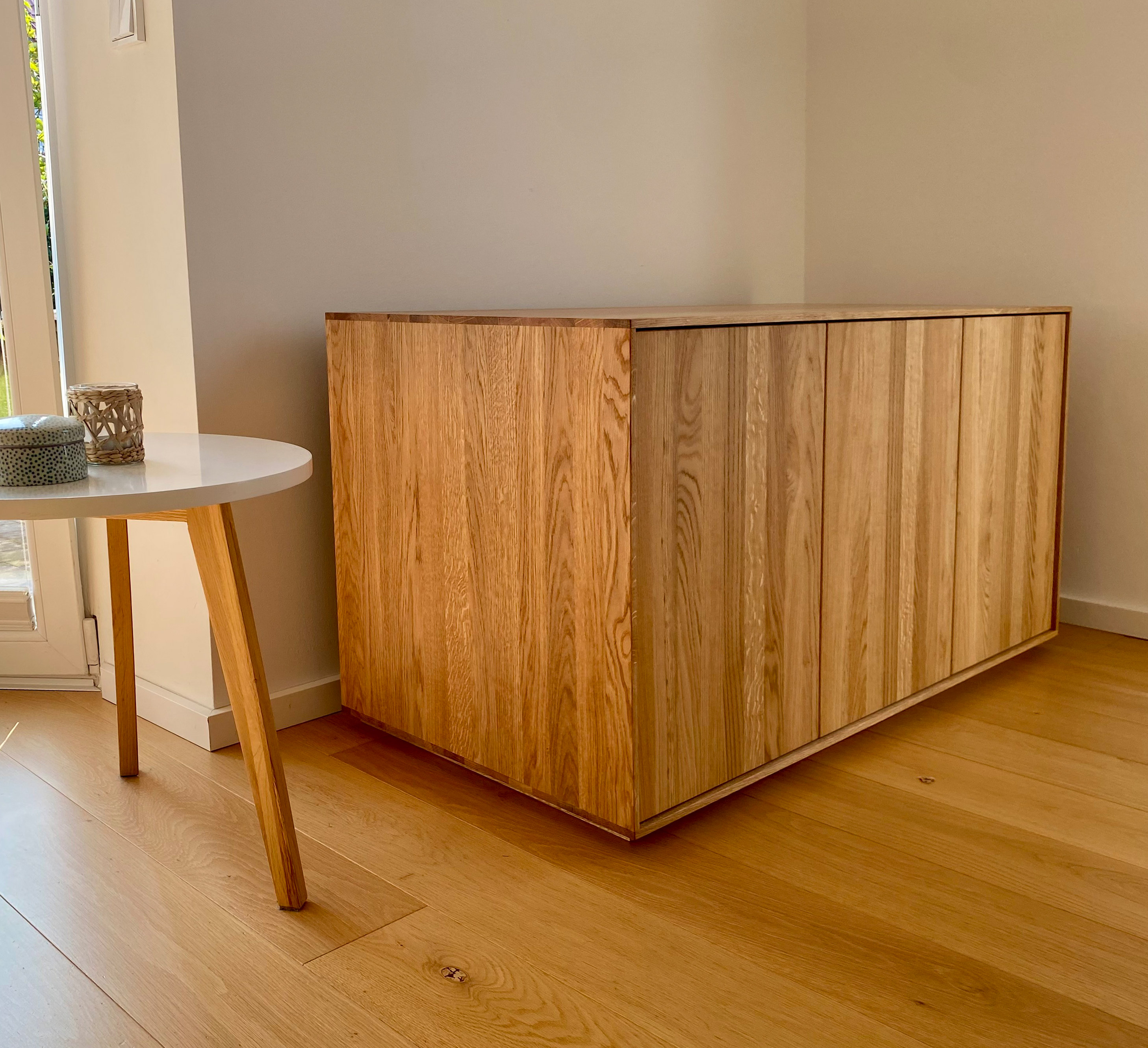 L602 Lowboard - aus Massivholz, online konfigurieren | Frohraum