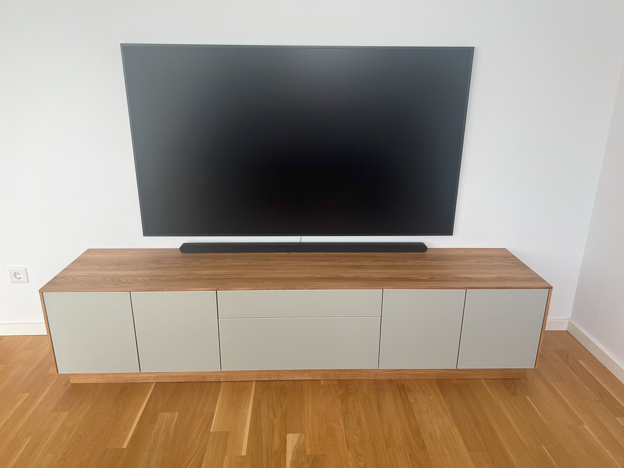 Lowboards aus Massivholz nach Maß von Frohraum