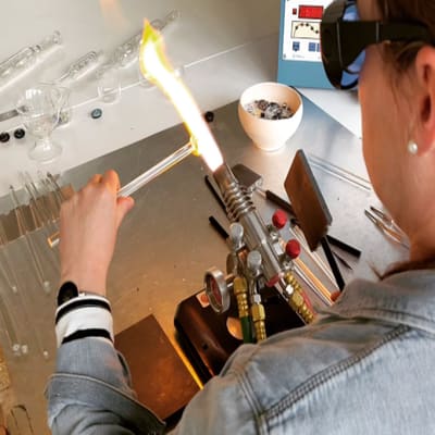Introductory glass-spinning workshop in Guerlédan (22)