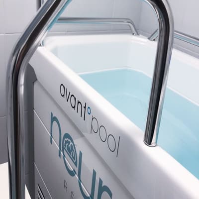 Cold cryotherapy bath in Paris 17th district