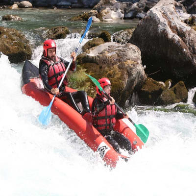 Hot-dog canoeing on the Durance river