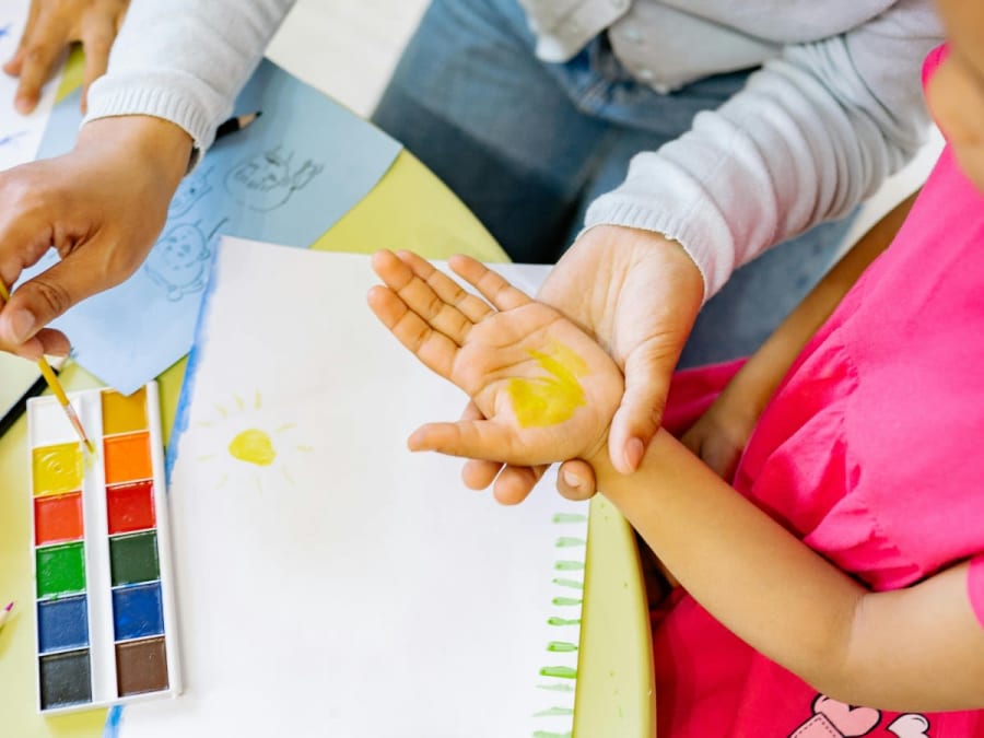 Parent/child drawing workshop in Anse (69)