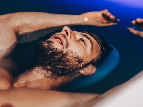 Flottaison en isolation sensorielle en Duo à Bruxelles