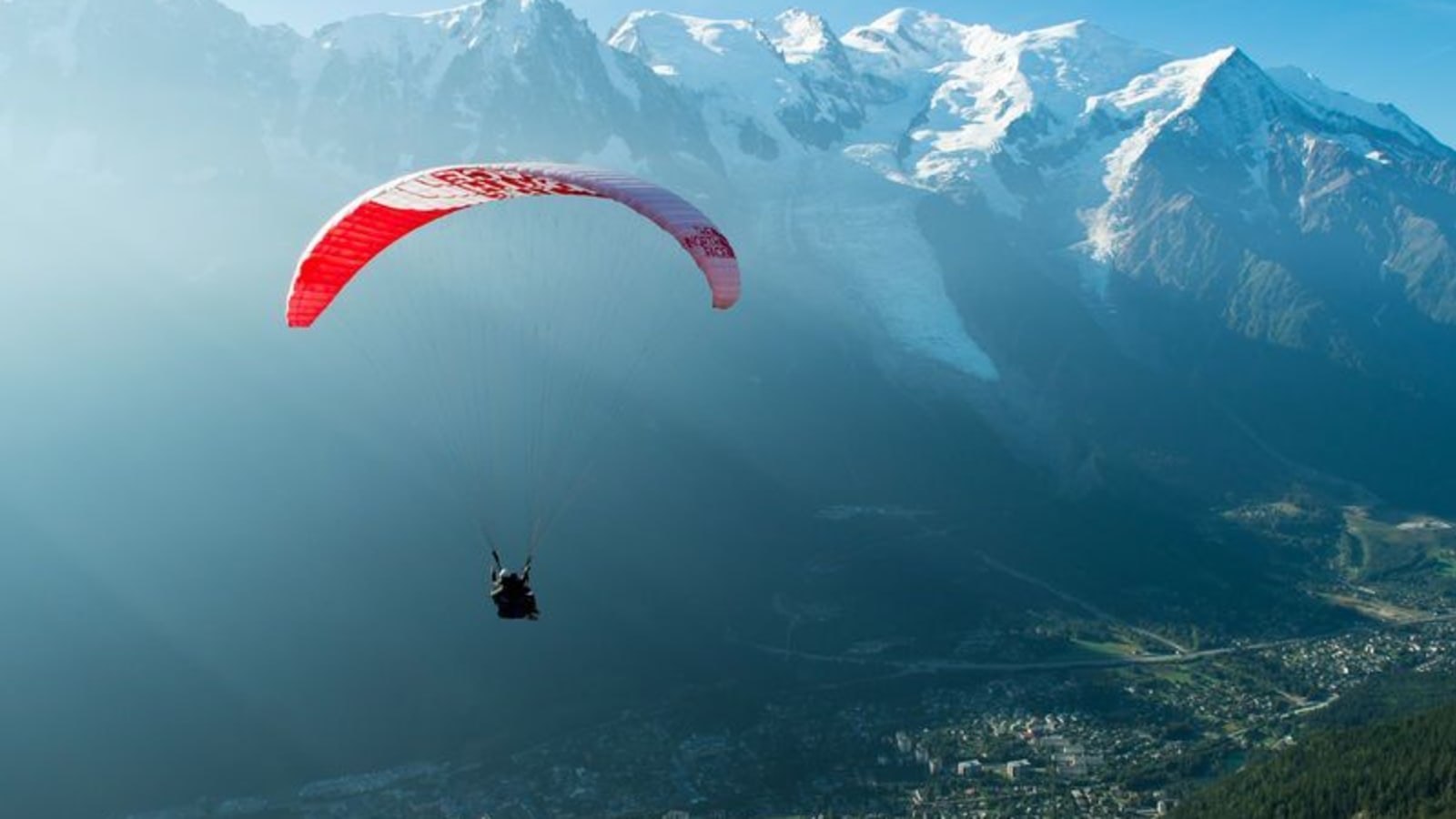 Qui a créé le parapente ? - Blog Funbooker | Le Funzine