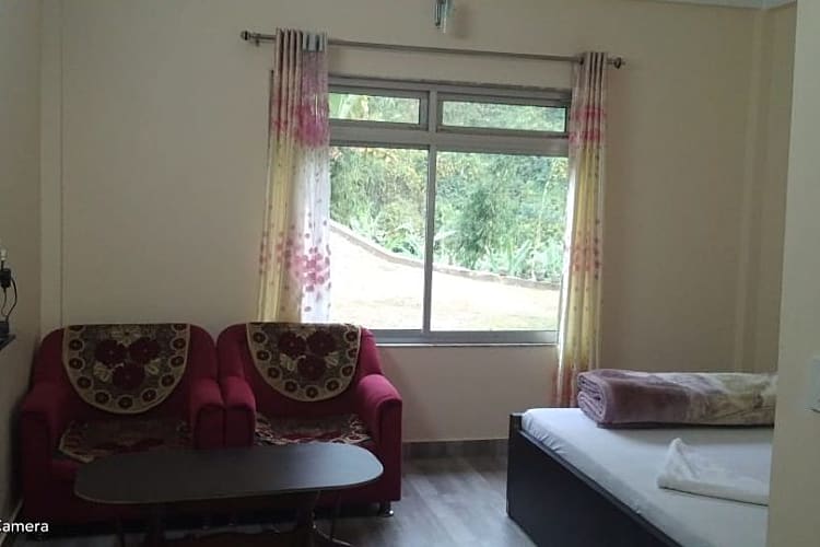 Jhalong Resort: Enjoy River Camps, Homestays, and Picnic Spots