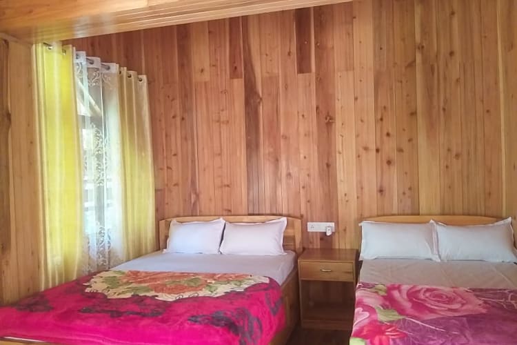 River Valley Homestay Tabakoshi