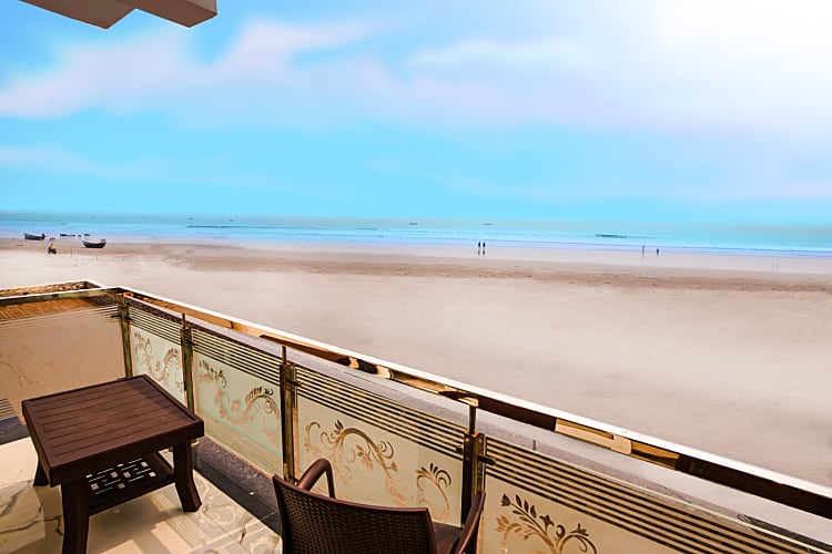 Best Sea View Hotels with swimming pool in Mandarmani