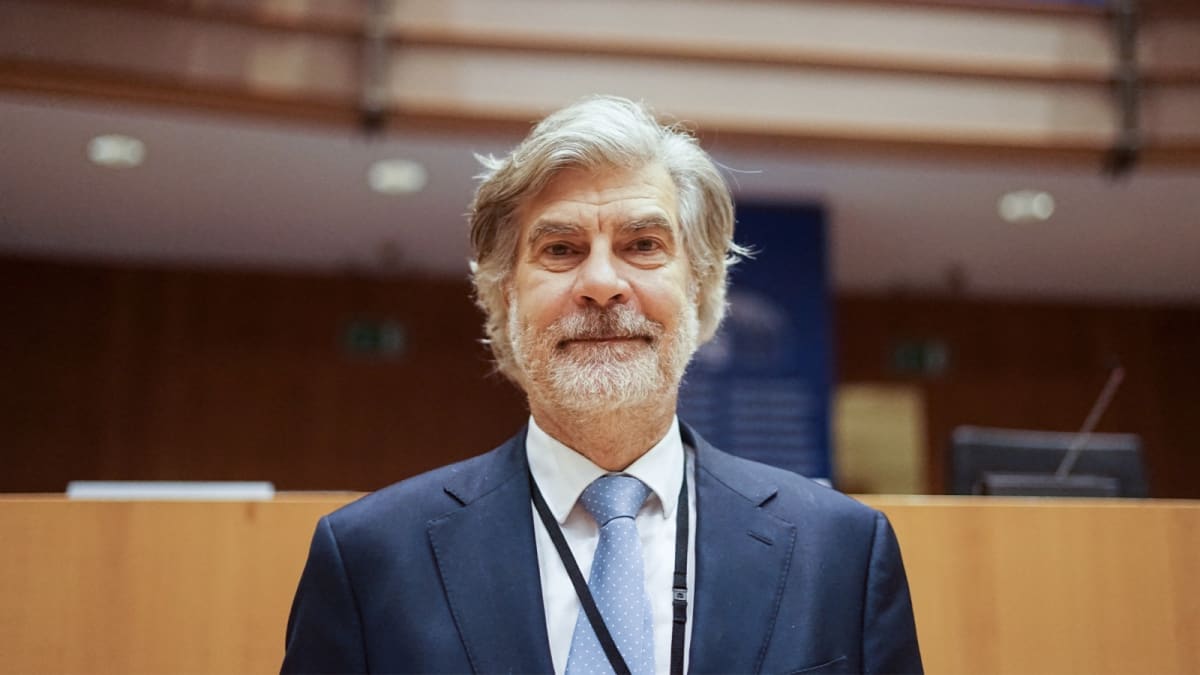 "Rutte loopt aan de leiband van de VS" - De Graaff over het kandidaat ...