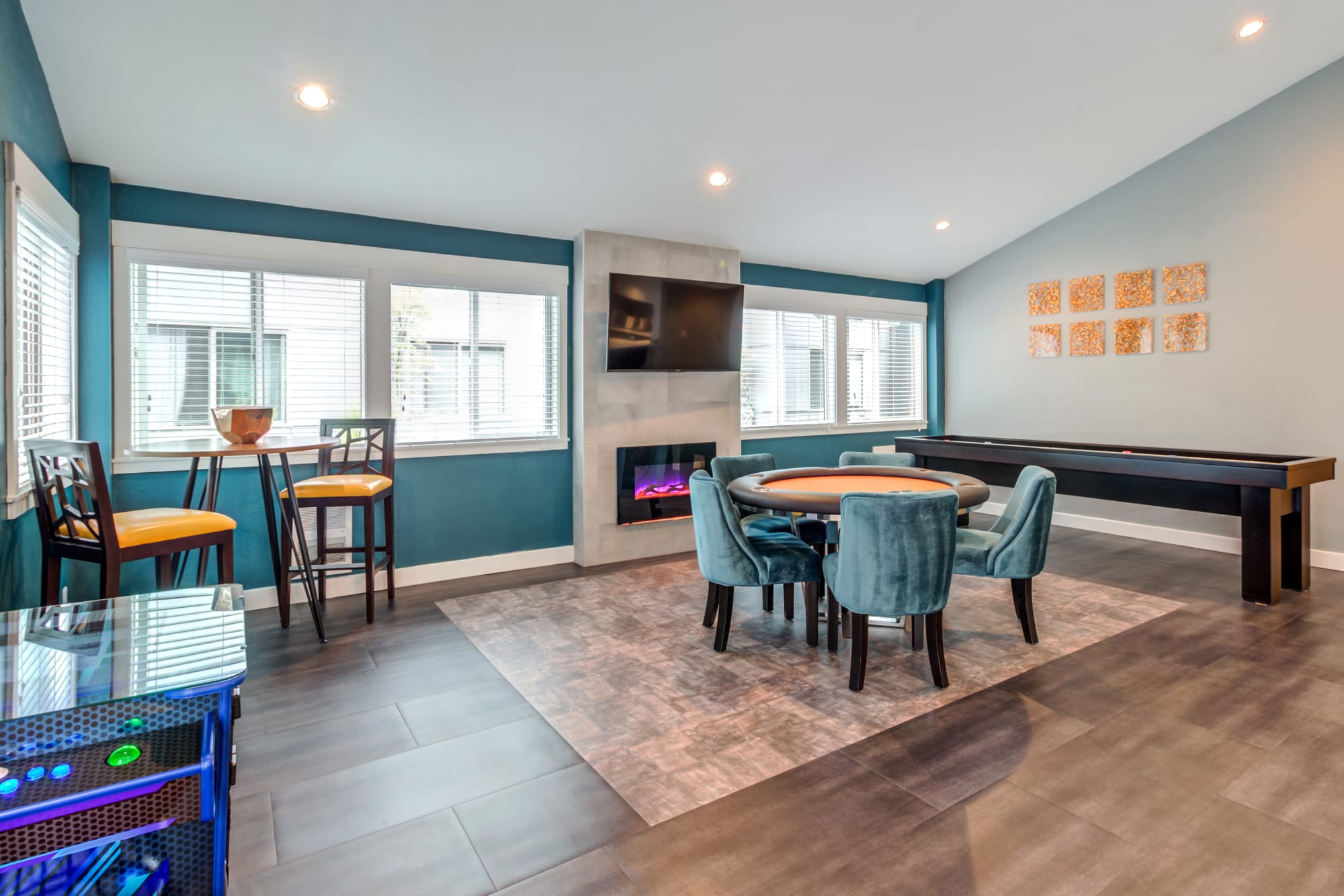 Photos of Elan 41 Apartments in Seattle, WA