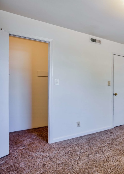 Clarksville, TN 1, 2, & 3 Bedroom Apartments in Montgomery County