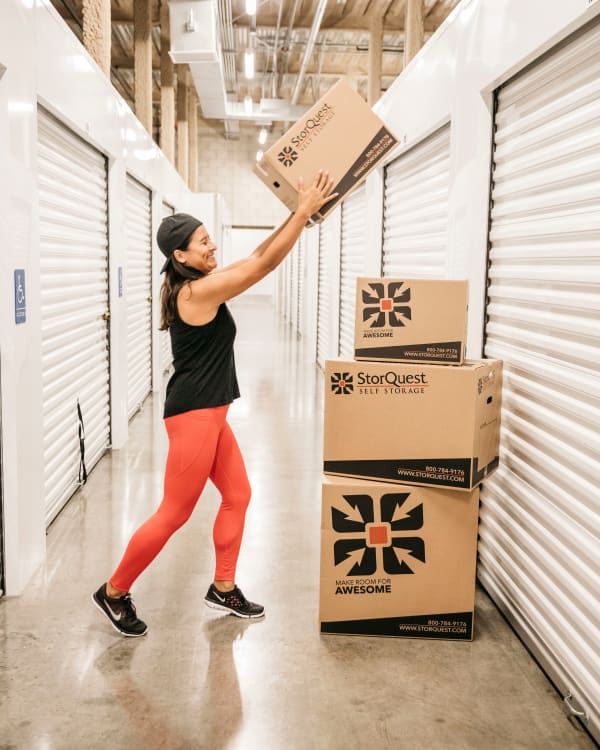 Self Storage South Seattle, WA: StorQuest Self Storage