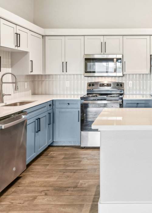 San Antonio Luxury Apartments - Lyra Apartments