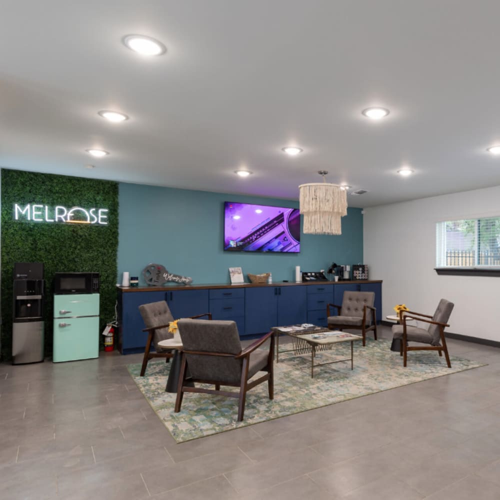 Modern Garden Oaks Houston, TX Apartments | Melrose