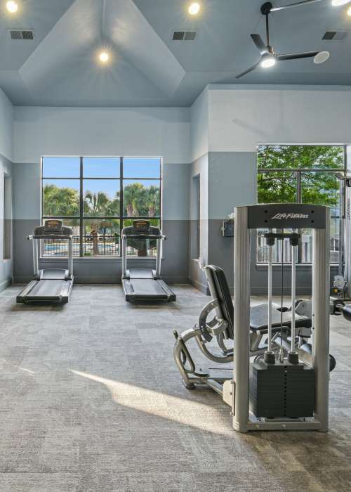 San Antonio Luxury Apartments - Lyra Apartments