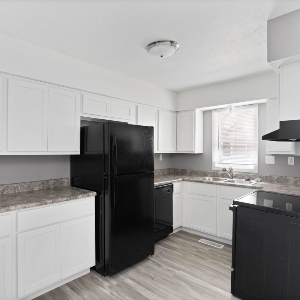 Springfield, Illinois Garden Style Apartments | Spring Creek Townhomes