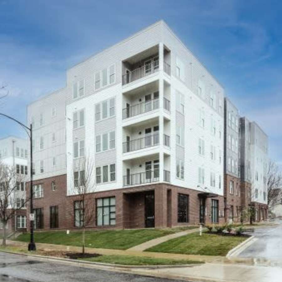 Modern First Ward Charlotte, NC Apartments | Varick on 7th