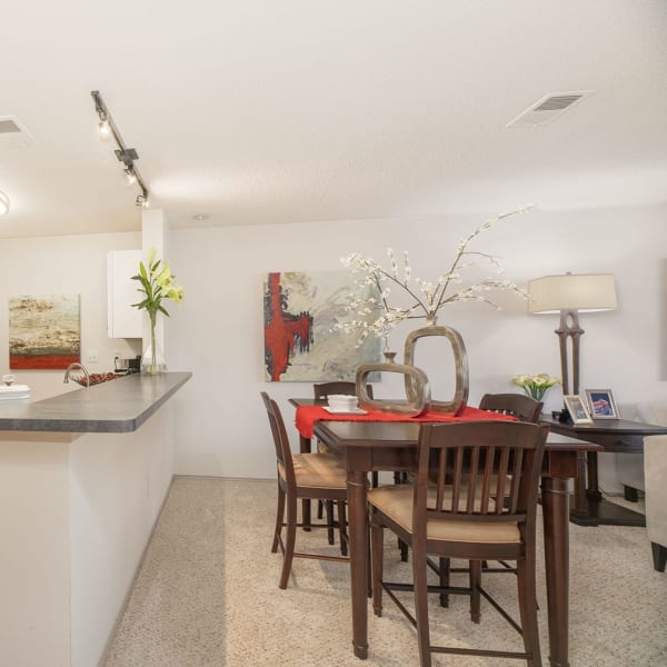 North Olmsted, Ohio Modern Apartments Olmsted | Butternut Ridge Apartments