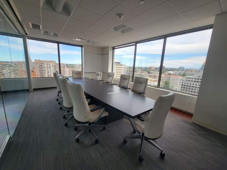 Inspiring office suite for 1-4 at Coalition Space: Denver | Gable
