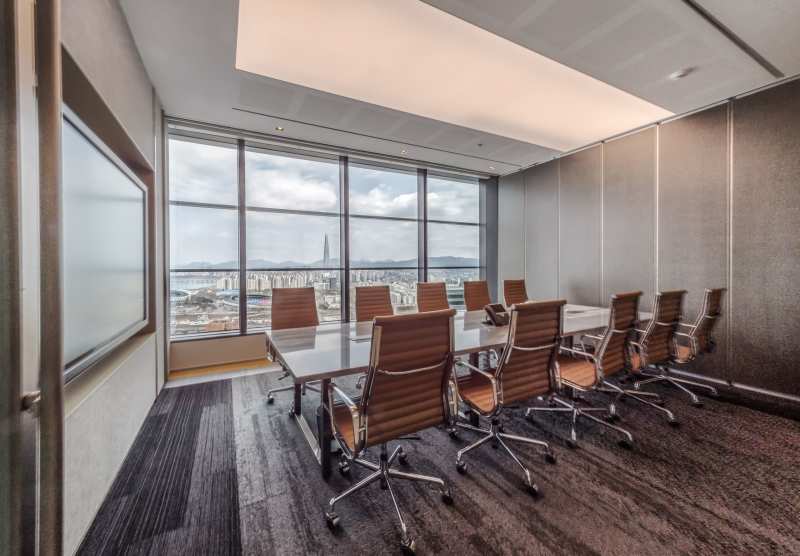 10 Person Board Room at CEO Suite | Gable