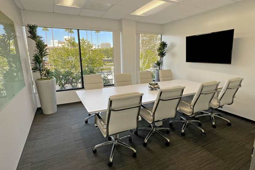 8 Person Meeting Room - 120 -2nd Flr - Medium at Premier Workspaces ...