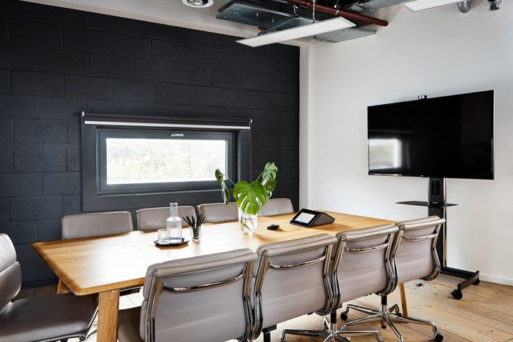 Platform Meeting Room at LABS Atrium | Gable