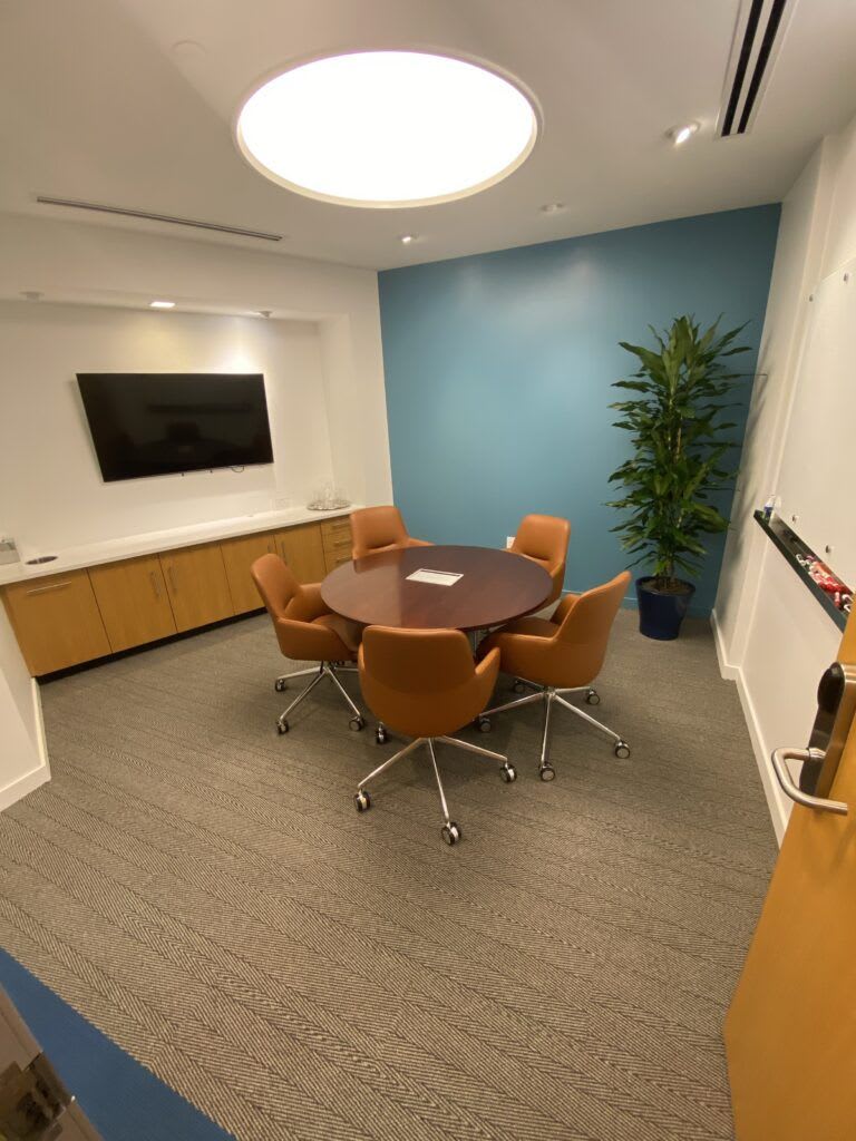 Connecticut Meeting Room at Carr Workplaces K Street | Gable