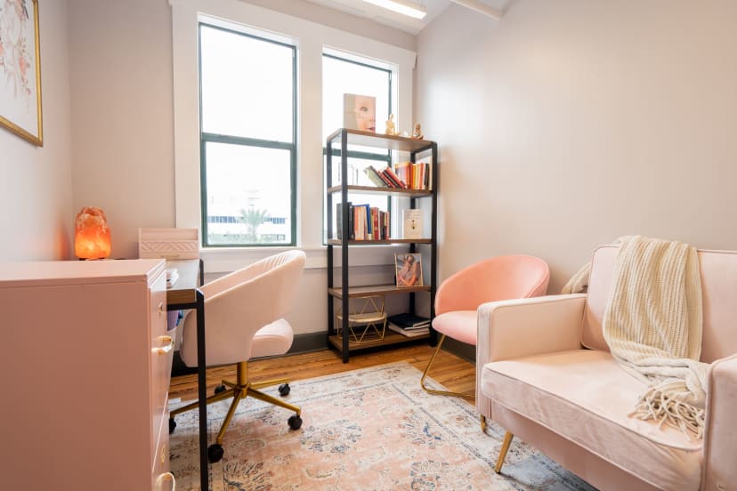 Private Office at COhatch St. Pete | Gable