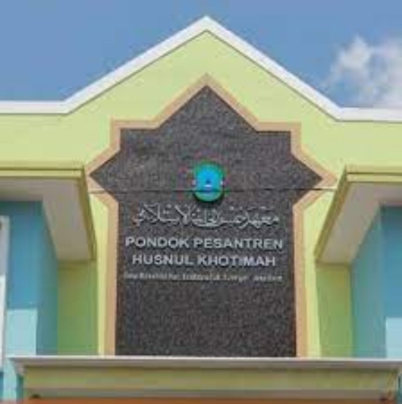 Pesantren Husnul Khotimah Kuningan Pesantren Husnul Khotimah Kuningan