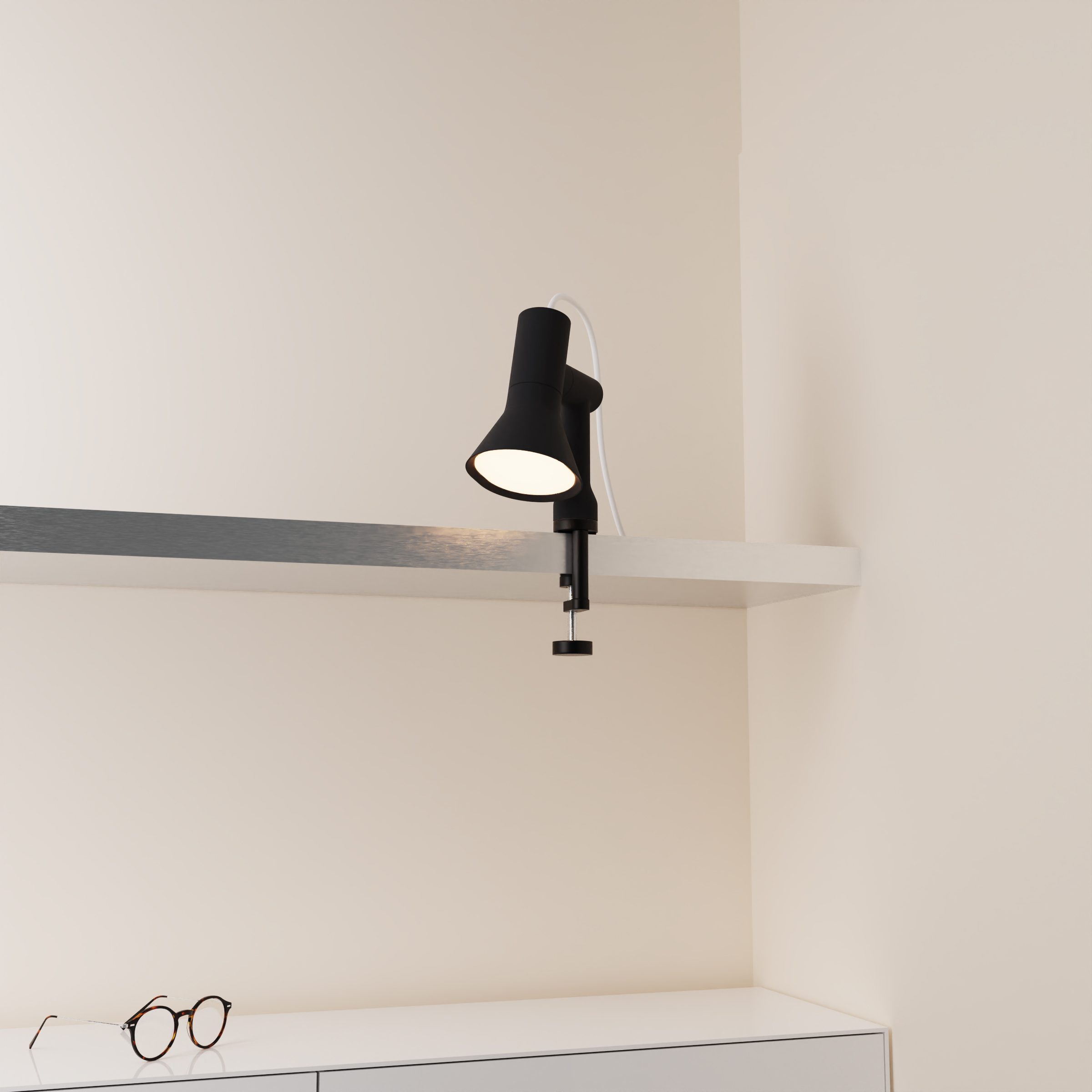 Gallery Clamp Light by Andrew Ferrier | Gantri®