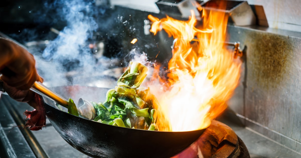 『進撃のガチ中華』出版記念インタビュー「中華料理の神髄とは何か？」（近藤 大介） | 現代ビジネス | 講談社