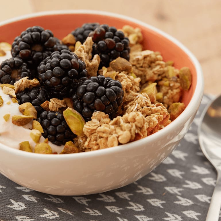 Peach Berry Granola Yogurt Protein Bowl Recipe | Nature Valley