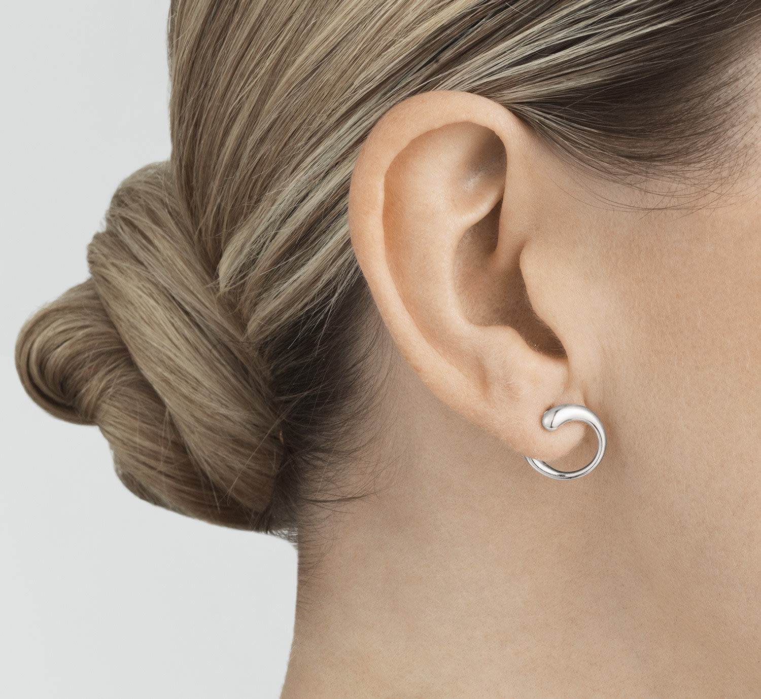 Mercy silver stud earring in sterling silver | Georg Jensen Mercy silver stud earring in sterling silver | Georg Jensen
