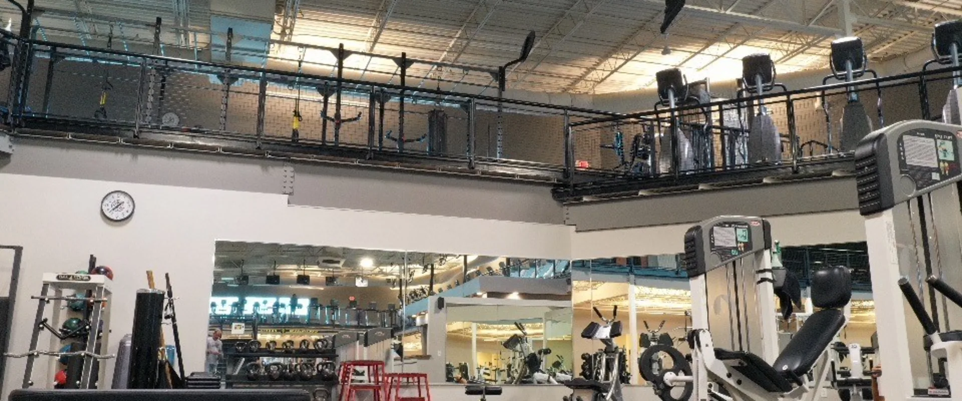 Gold’s Gym Peoria | Peoria, IL 61615 | Stronger Starts Here