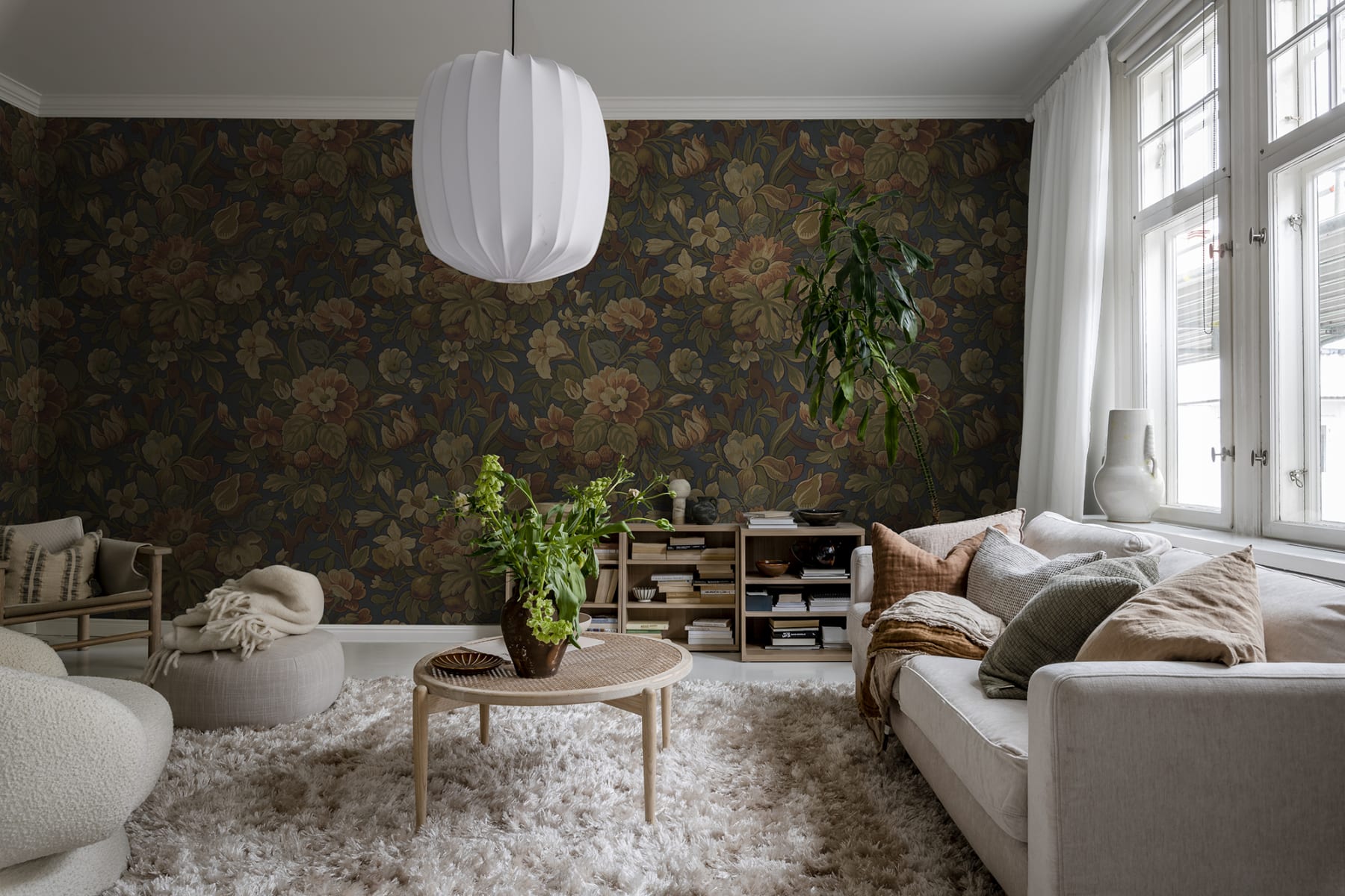 Vintage Flora Blue - Rebel Walls