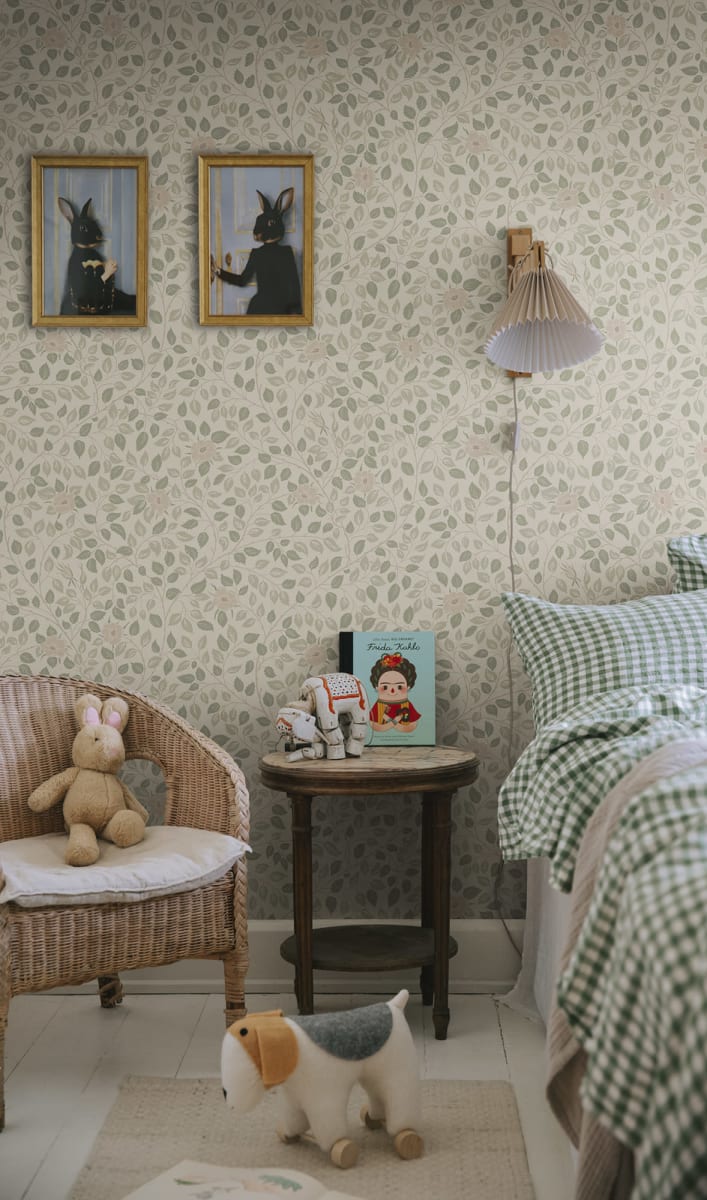 Solliden, Spring Green | Sandberg Wallpaper