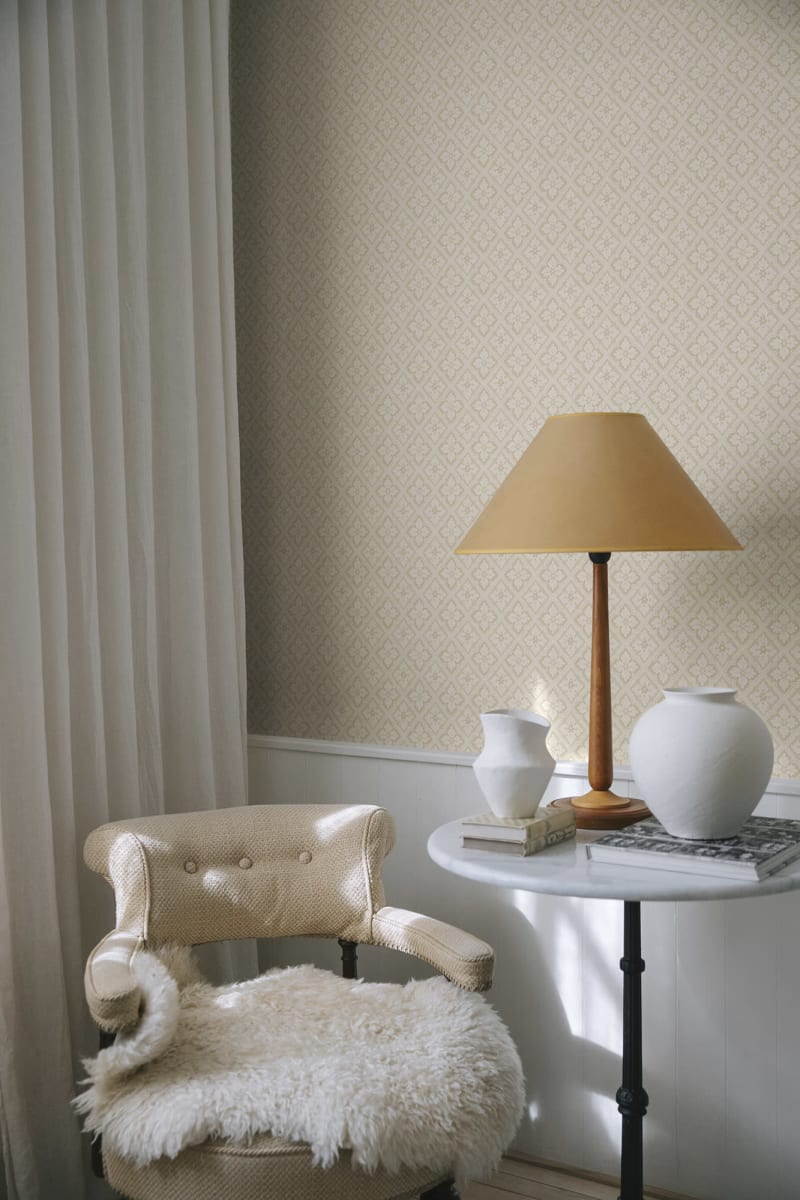 Edvin, Sandstone - Sandberg Wallpaper