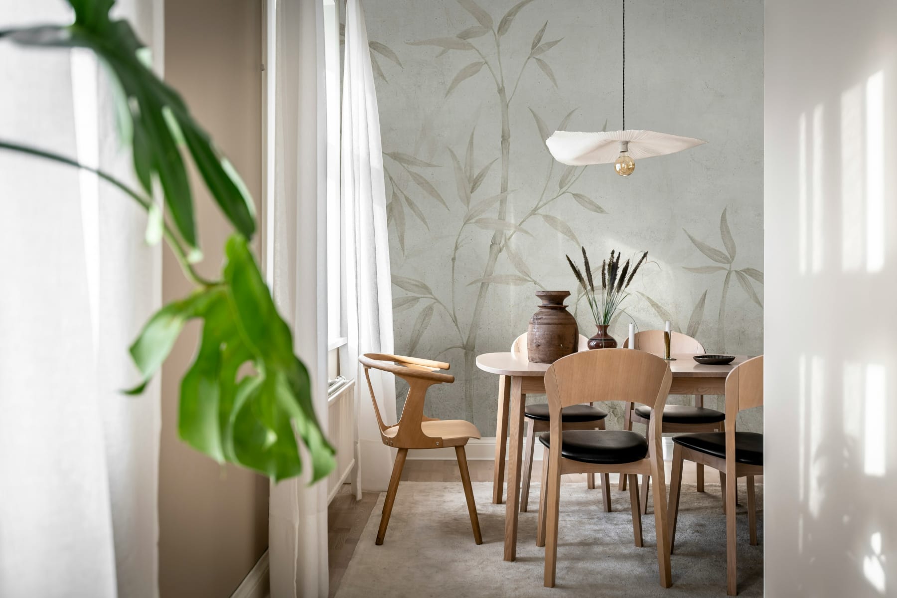 Bamboo Horizon, Beige - Rebel Walls