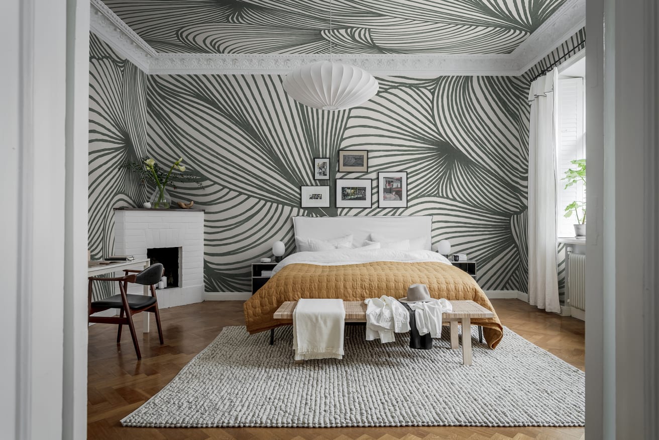 Opulence Lines, Moss - Wallpaper | Rebel Walls