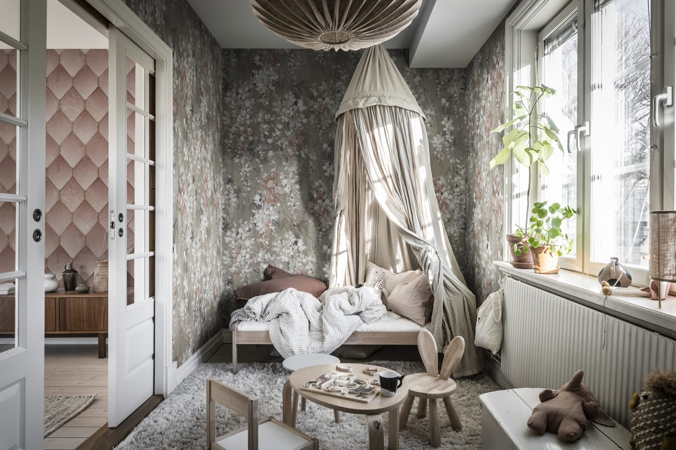 Wisteria Linen - Wallpaper | Rebel Walls